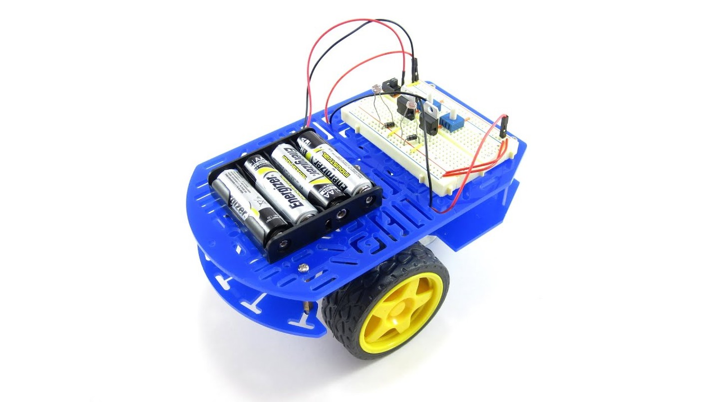Build a Speedy Light-Tracking Robot (BlueBot Project #2) | Science Project