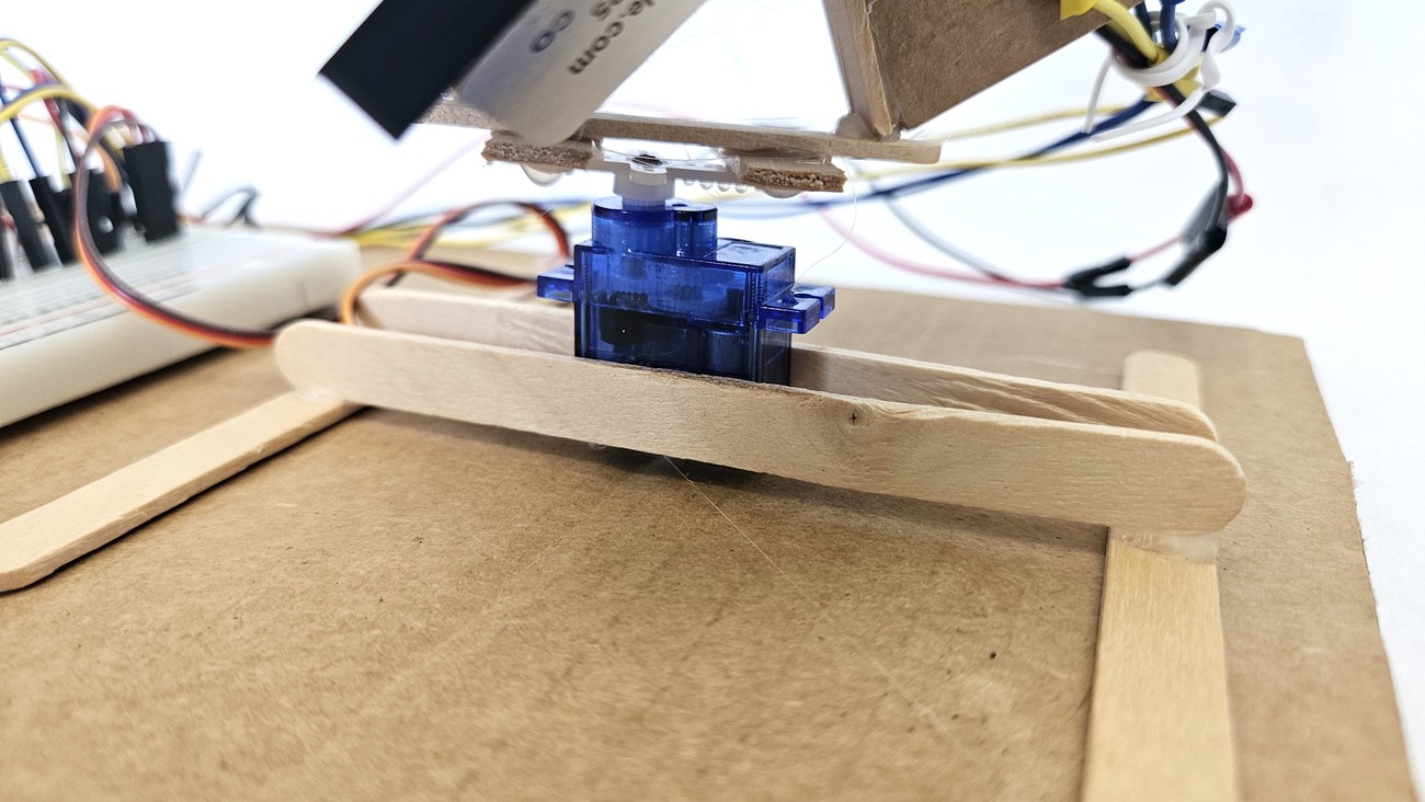 Make an Arduino Solar Tracker | Science Project