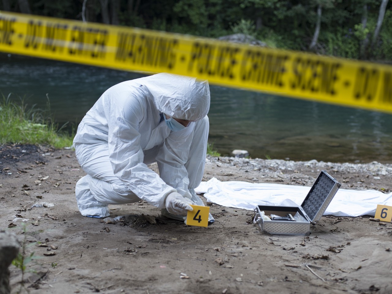 Forensic Science Technician | Science & Engineering Career