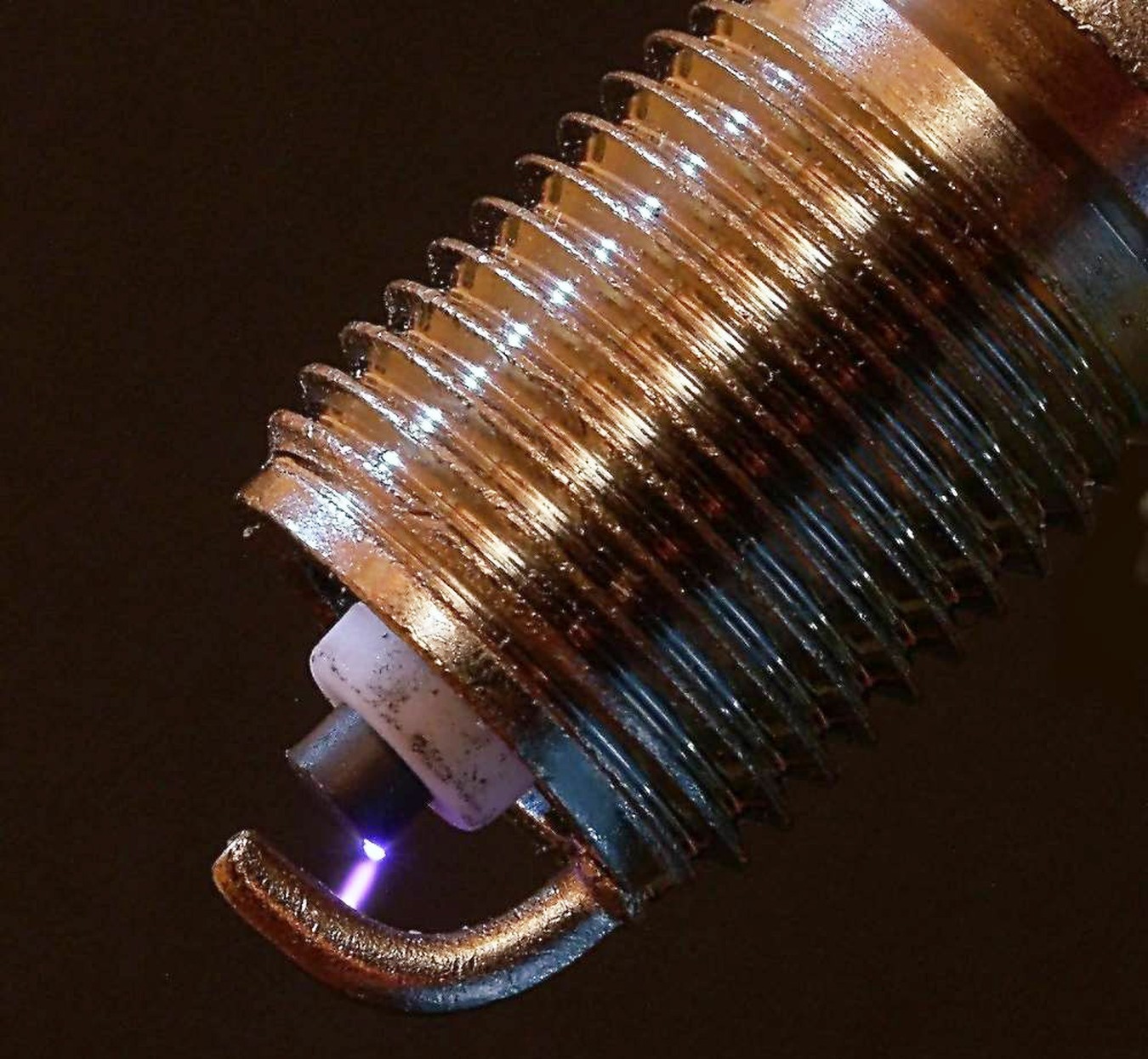 How Does Spark Plug Gap Affect Engine Performance? | Science Project